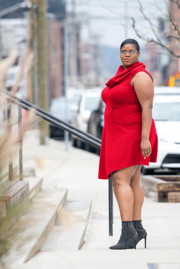 Plus Signature Dress – Sleeveless Sweatshirt – Kiya Tomlin