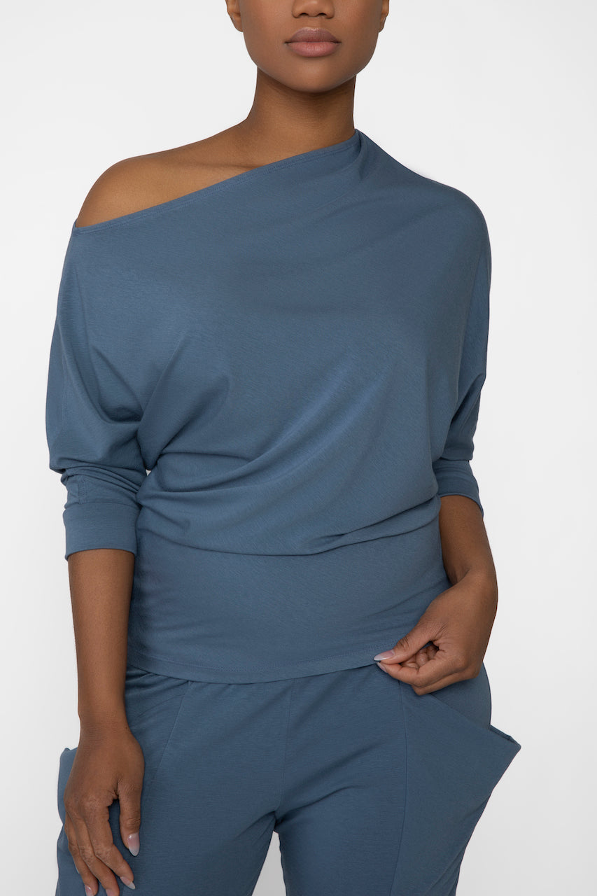 Twisted Tee 2 Pack – Kiya Tomlin